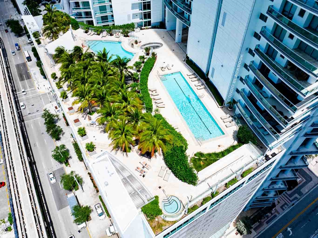 900 Biscayne Bay Condos for Sale and Rent in Downtown Miami - Miami ...