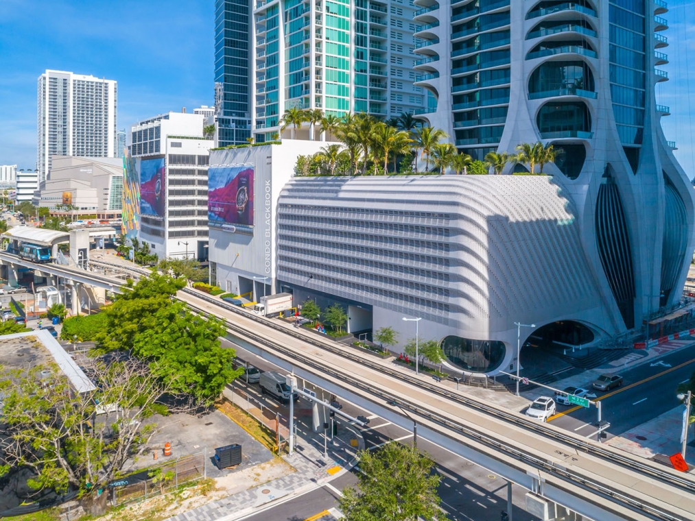 One Thousand Museum Condos for Sale and Rent in Downtown Miami - Miami ...