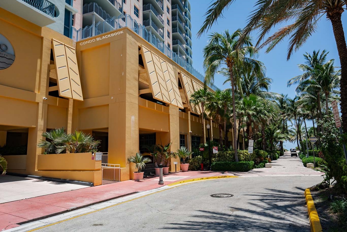 1500 Ocean Drive Condos for Sale and Rent in South Beach - Miami Beach ...