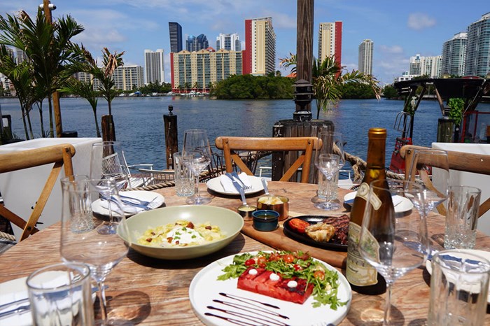 Best Waterfront Restaurants in Miami | CondoBlackBook Blog